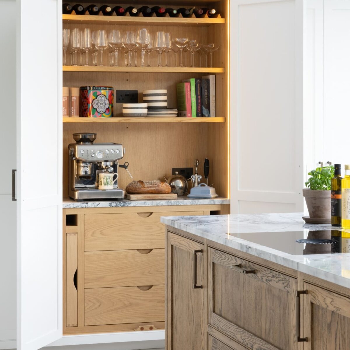 Putney – Painted and Oak Framed Shaker Kitchen - Higham Furniture
